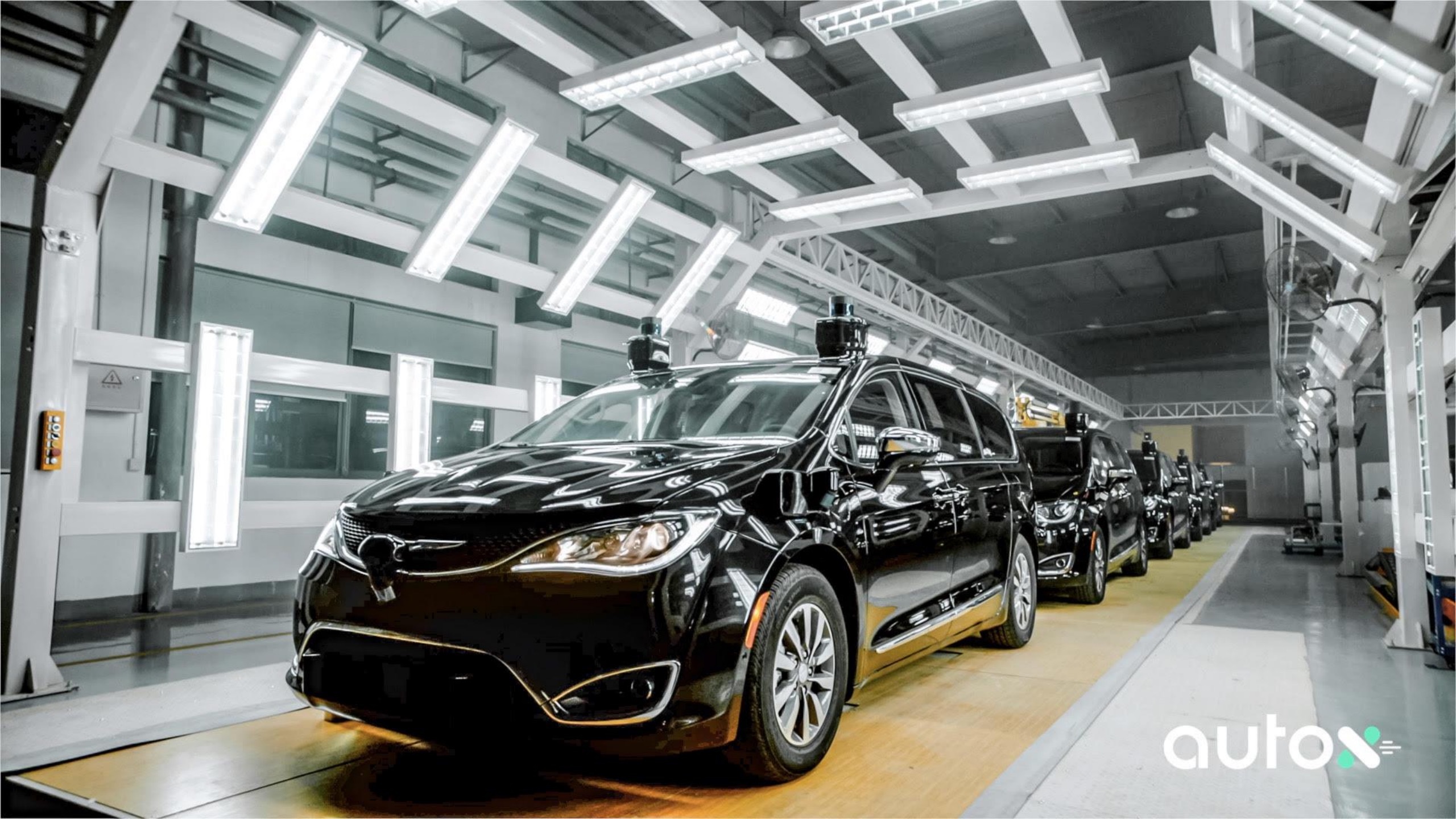 钛媒体首发｜无人车超1000台，AutoX 的RoboTaxi车队规模超越Waymo_凤凰网