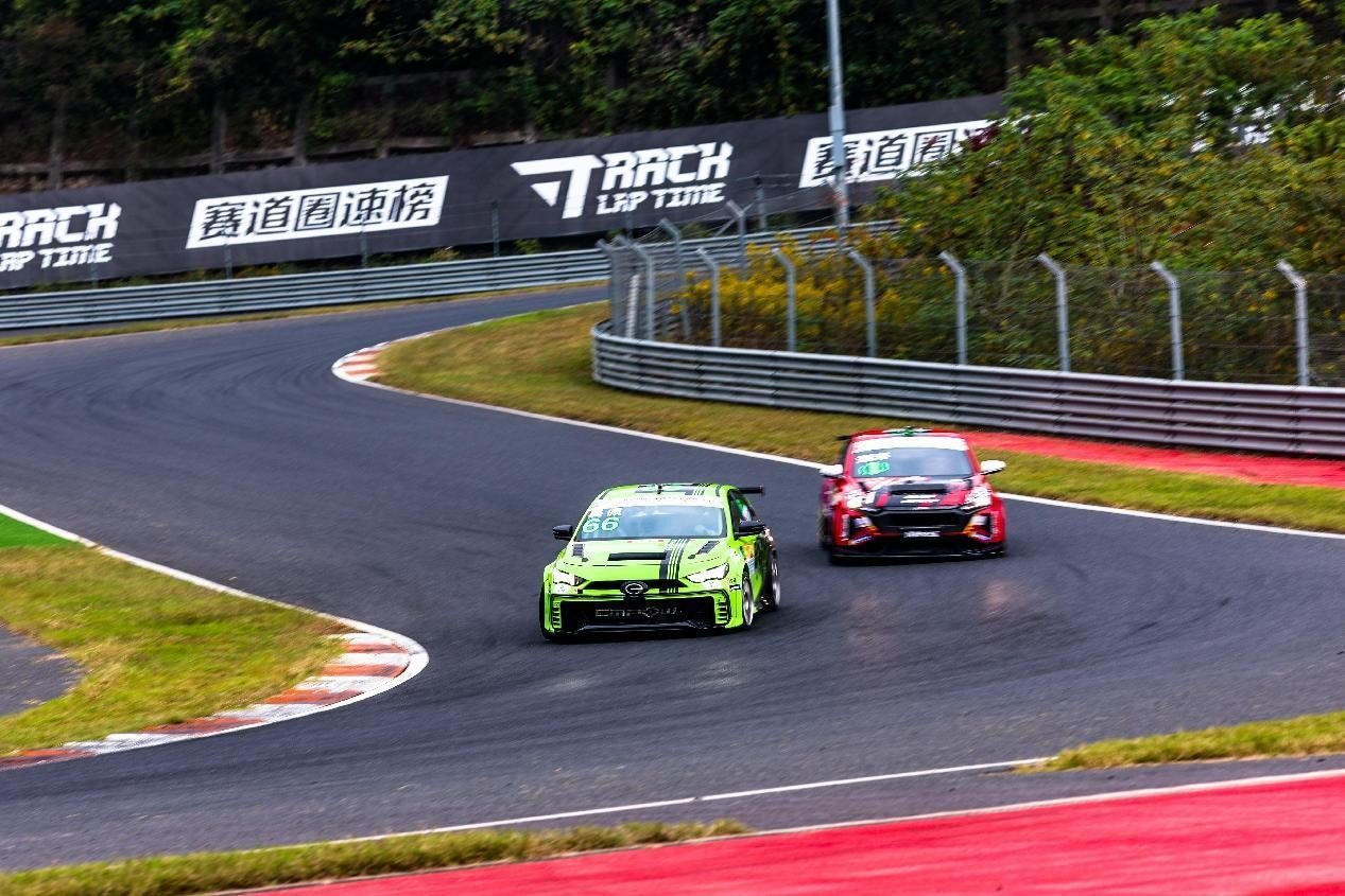 斩获双冠！中国影豹CTCC绍兴站续写冠军传奇_凤凰网商业_凤凰网