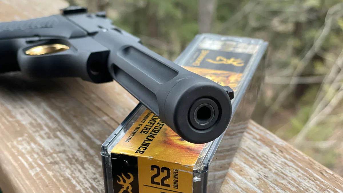 勃朗宁巴克马克手枪：一把非常优雅，有三十多个型号的.22手枪__凤凰网