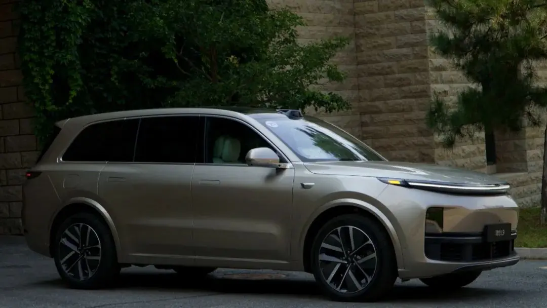 为了验证L9是500万以内最好的家用SUV，他们弄来了奔驰GLS和宝马X7_凤凰网汽车_凤凰网