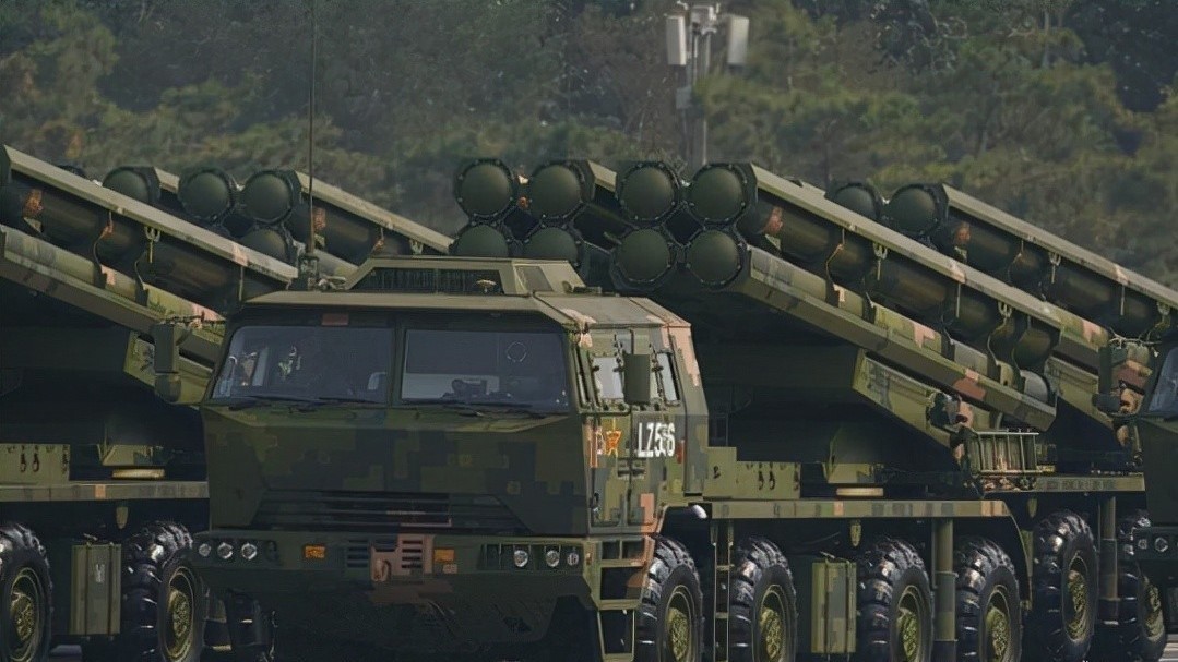 重磅！美制火箭炮将交付乌克兰，成俄军大患却对中国191箱火称臣_凤凰网