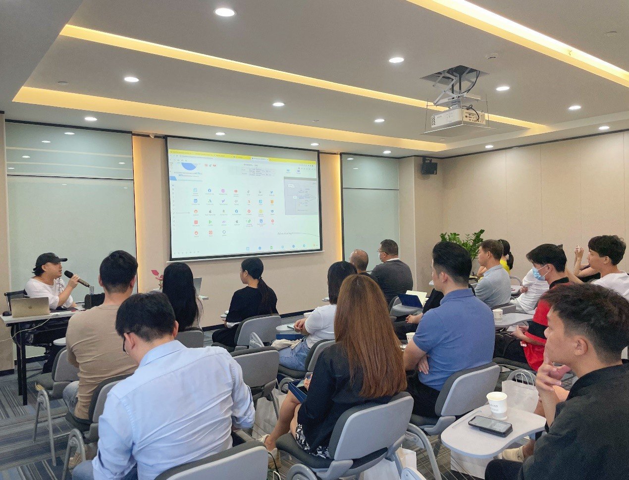 Preciso和爱达慧通联合组织的品牌卖家专场活动圆满成功！_凤凰网