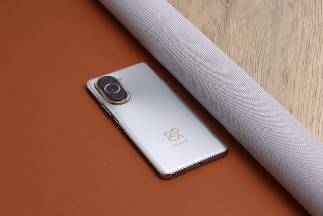 2699元起华为nova10系列，最懂年轻人的2000元档旗舰手机__凤凰网