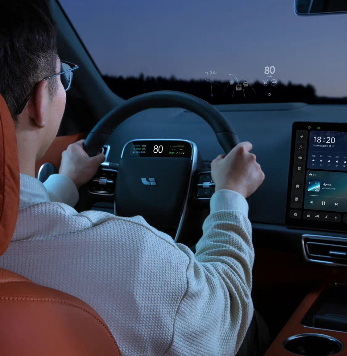 13.35大英寸HUD看得更清楚，理想L9用HUD代替仪表盘_凤凰网