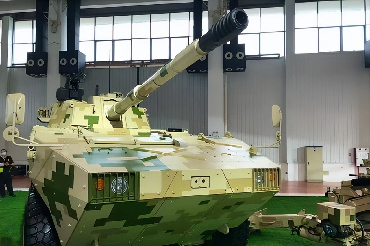 战场多面手！中国ST3型轮式突击炮，兼顾突击与支援的作战利器_凤凰网军事_凤凰网