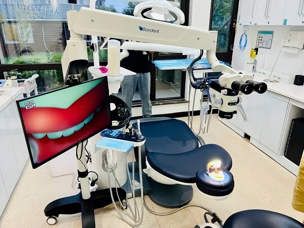 口腔显微镜的优点是什么？西默口腔显微镜治疗效果可视化，医患沟通无负担_凤凰网