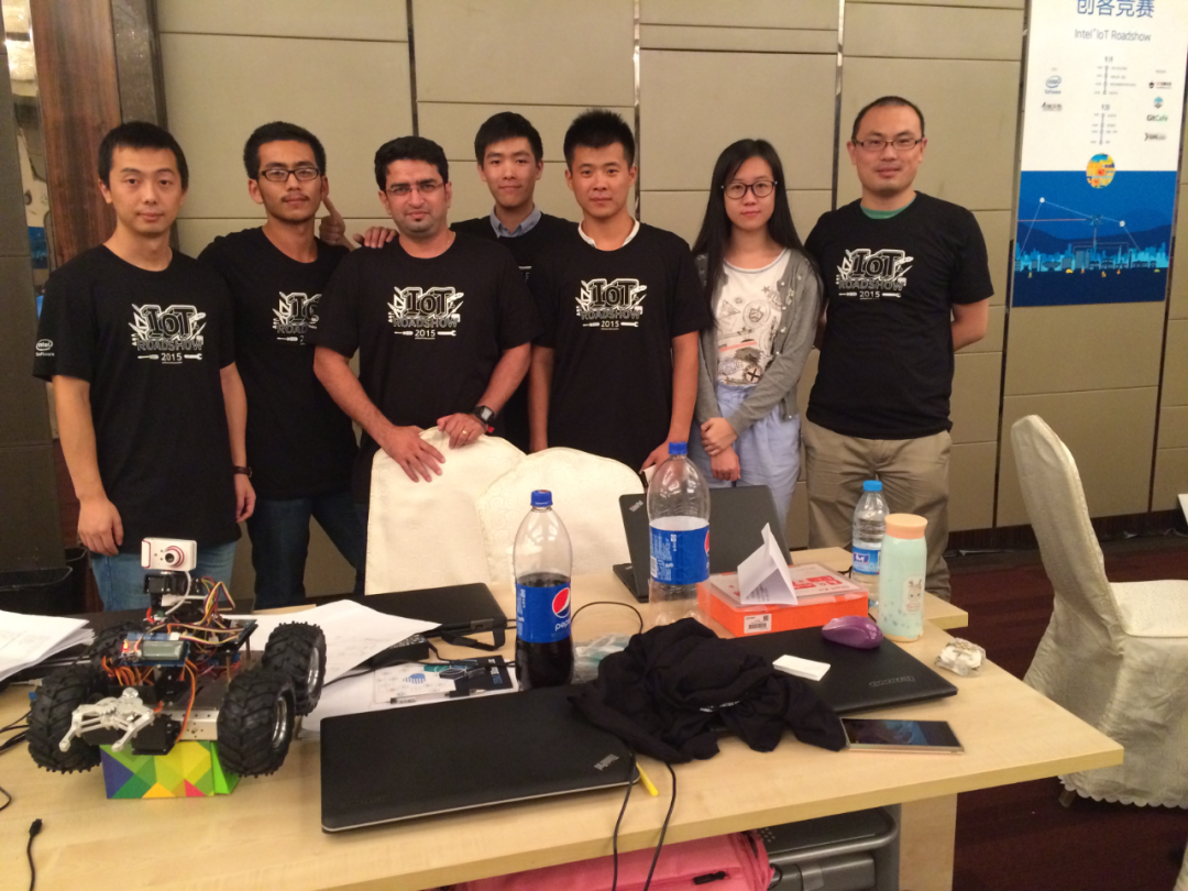 做了几年“斜杠青年”，我在ZStack立志做国产云计算的研发_凤凰网