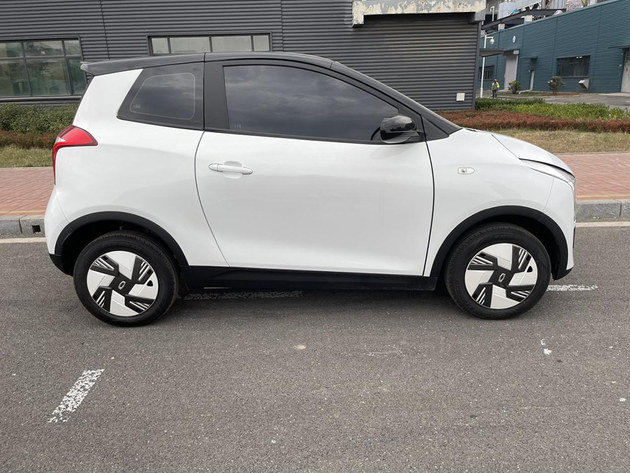 曝国金汽车首款A00级车型谍照 甜美系路线_凤凰网汽车_凤凰网