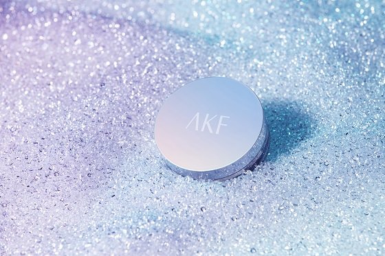 拯救秋冬妆面 AKF散粉精致底妆好伴侣_凤凰网商业_凤凰网
