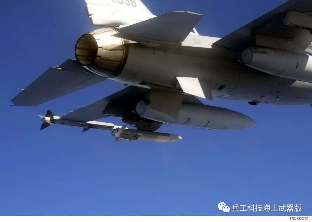 “金蝉脱壳”巧突防——浅析美国ADM-160新型空射诱饵导弹__凤凰网