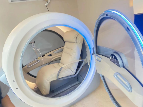 重阳节最好的礼物——O2 ARK高压氧舱守护老龄健康_凤凰网