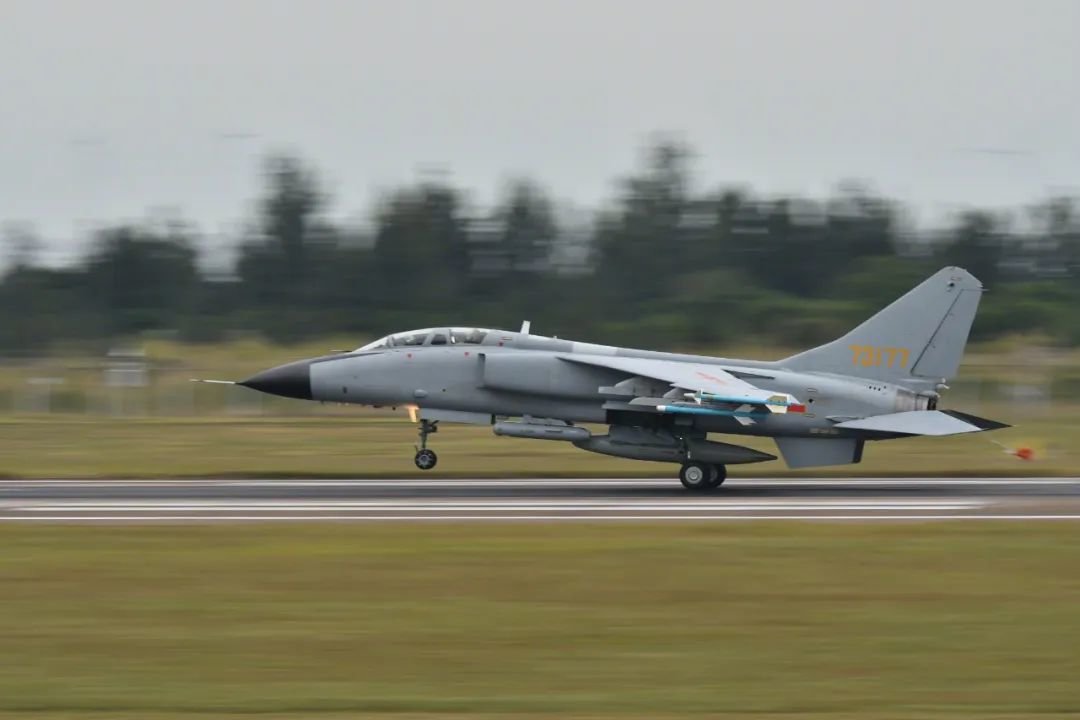 快乐来了！中国首款隐身巡航导弹亮相航展，为何令人如此振奋？_凤凰网