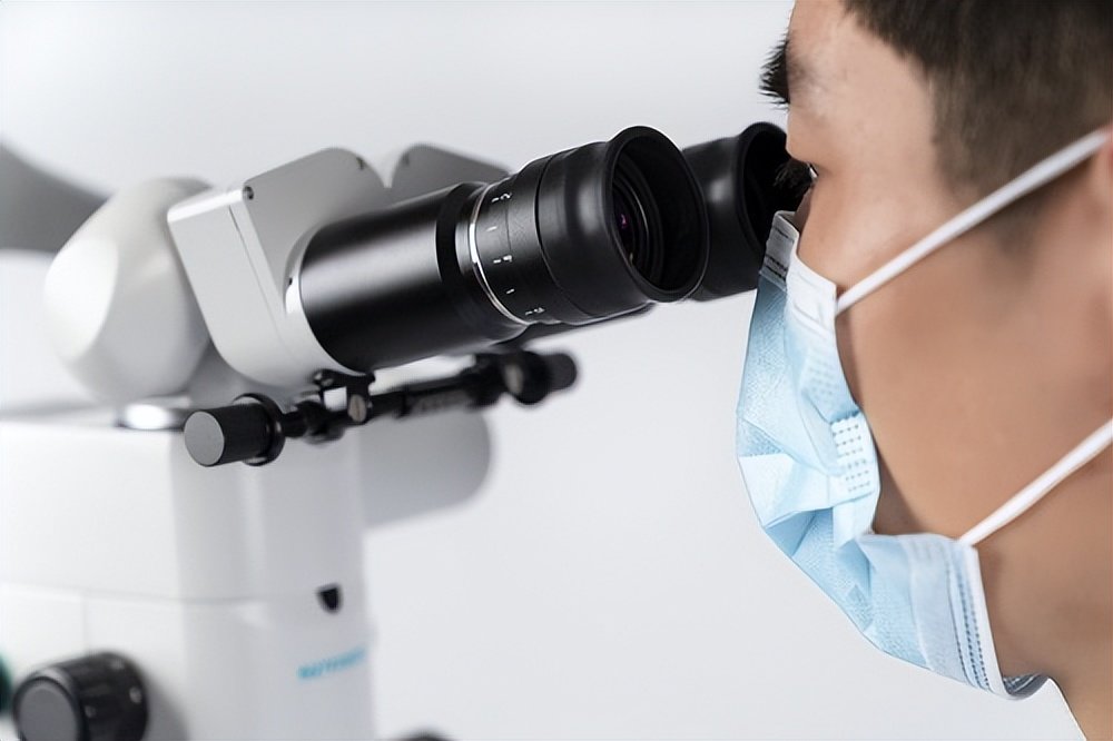 口腔显微镜的优点是什么？西默口腔显微镜治疗效果可视化，医患沟通无负担_凤凰网