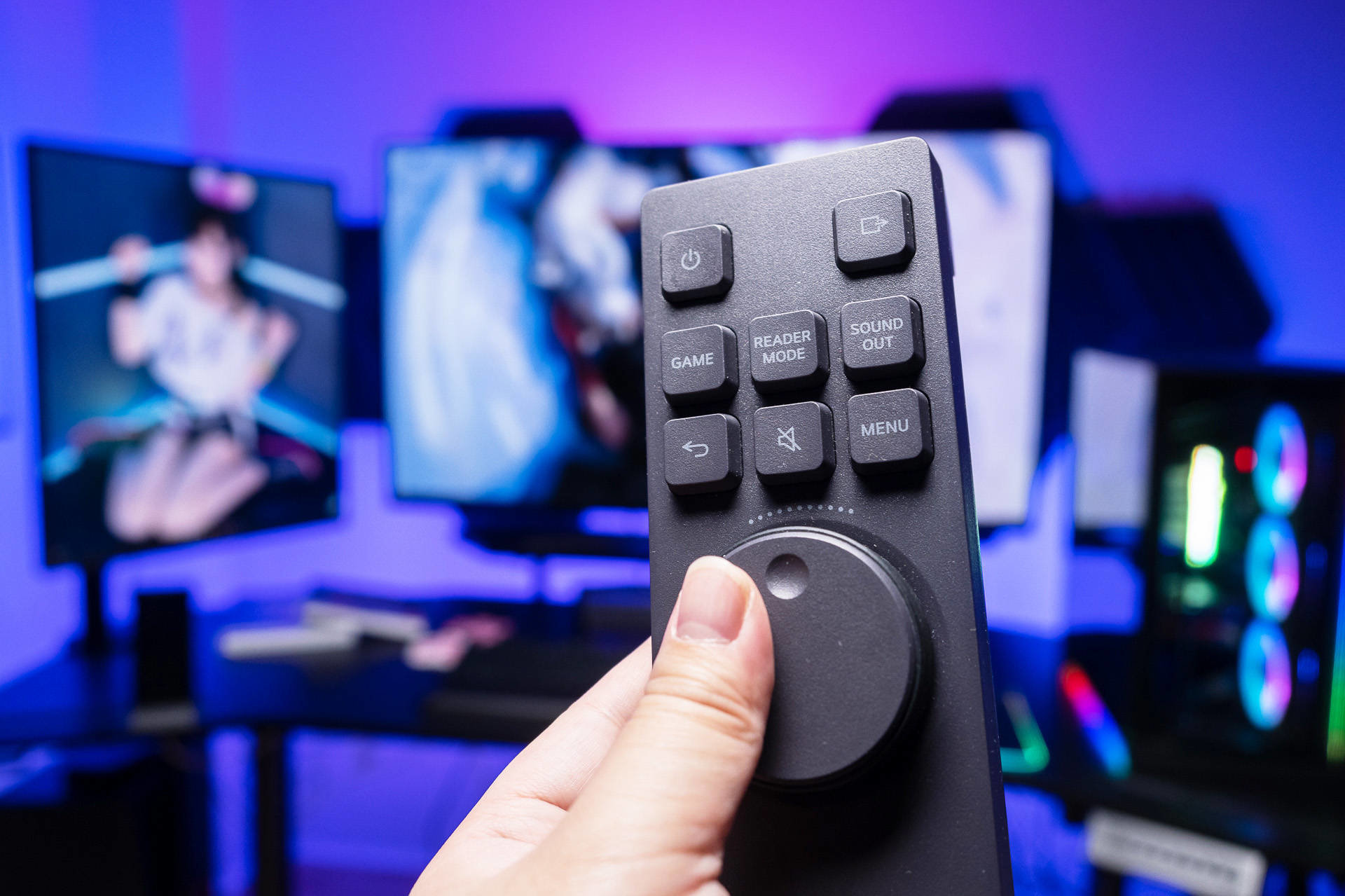 极致的大屏OLED电竞显示器：LG UltraGear 48GQ900__凤凰网