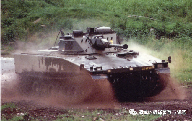 CV9040步兵战车的博福斯40/70B速射炮_凤凰网