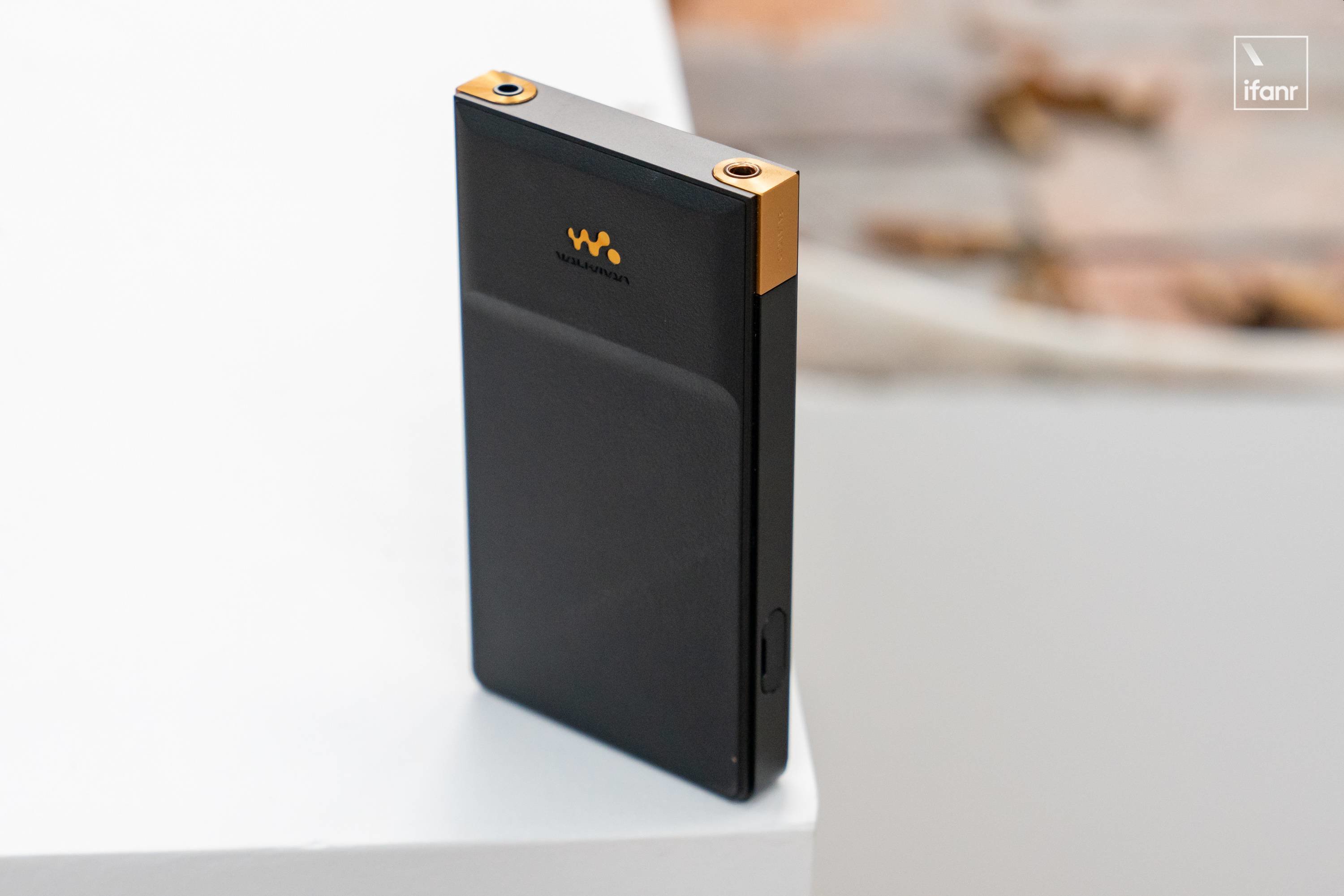 索尼 NW-ZX700 体验：更便携的小黑砖，随身醇音的工程级进化_凤凰网科技_凤凰网