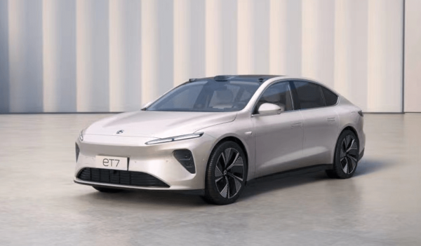 蔚来ET9要来了？号称“蔚来版迈巴赫” NT3.0平台打造_凤凰网
