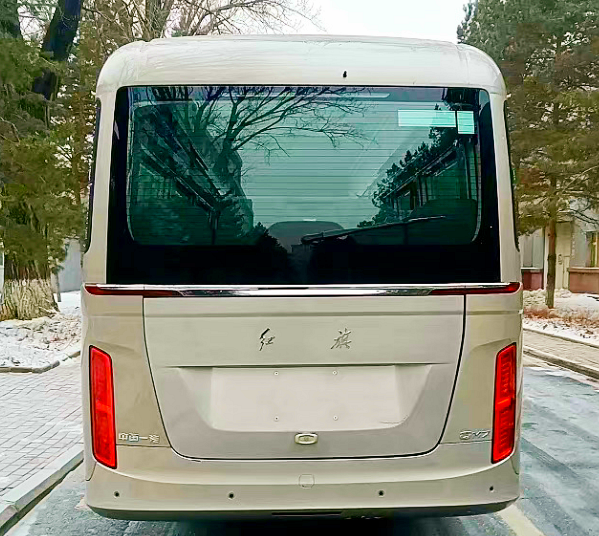 对标丰田考斯特，红旗QM7实车曝光_凤凰网汽车_凤凰网