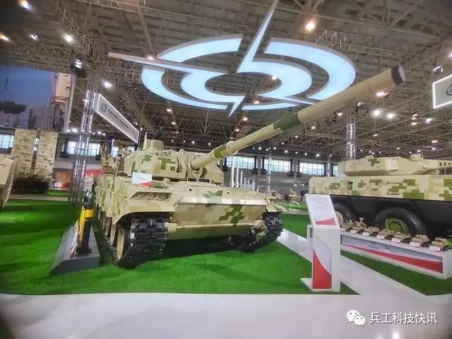 无人化驾驶，可携带无人机，VT5-U坦克到底比VT-5厉害在哪里？_凤凰网