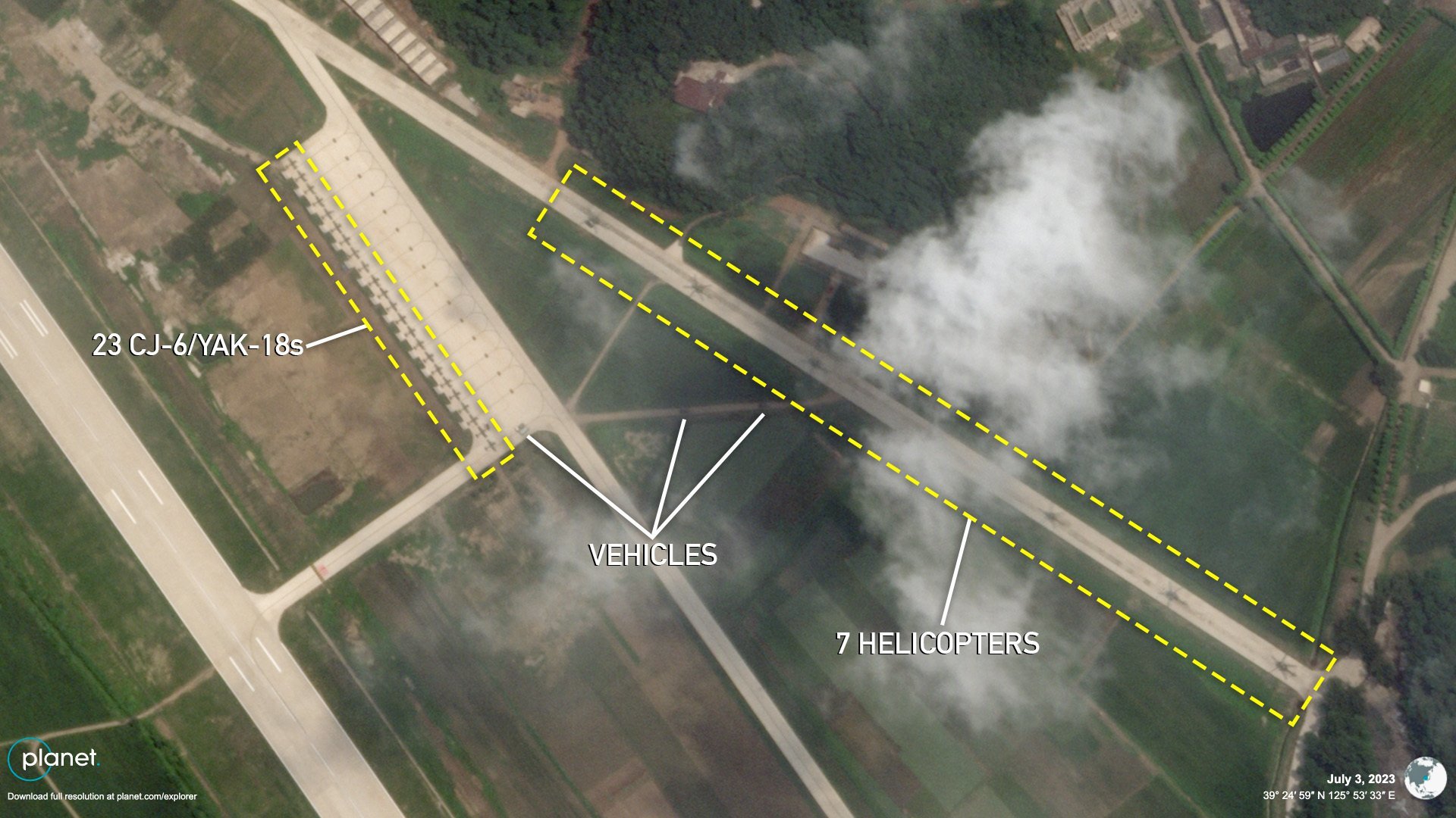 卫星图片显示，朝鲜平壤正在布置金日成广场，为阅兵做准备_凤凰网
