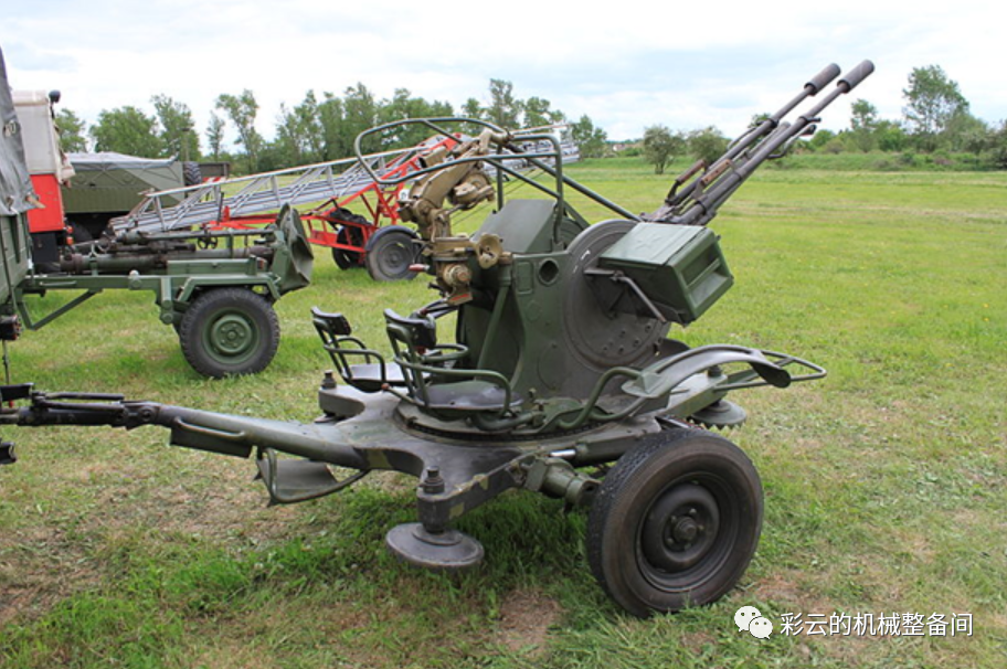 高炮放平，军事法……法你个螺纹钢！图说ZU-23-2双管小高炮_凤凰网