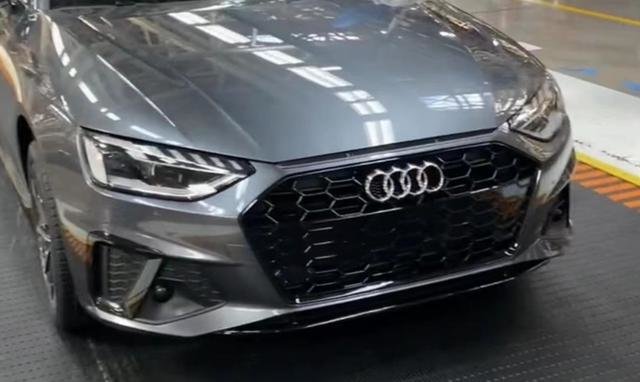 2023款奥迪A4L星夜版实车曝光：配B&O音响！细节黑化运动氛围更浓？_凤凰网