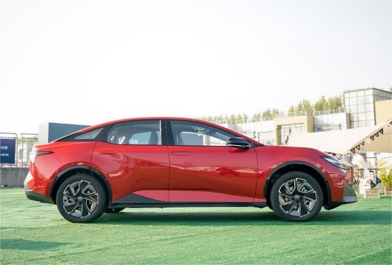 预售18.98万起 丰田纯电轿车bZ3将于3月6日上市_凤凰网汽车_凤凰网