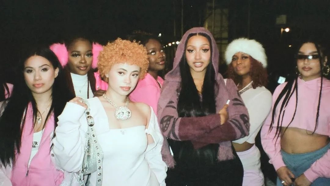 「新一代说唱公主」的她什么来头？连金姐都蹭她热度？_凤凰网