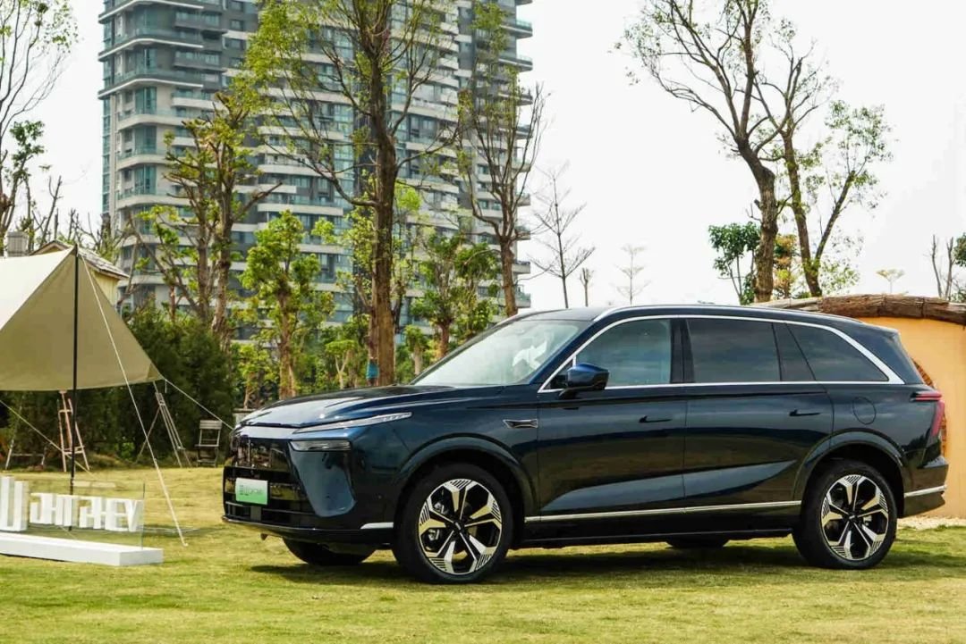 理想L8的劲敌？魏牌蓝山DHT-PHEV上市_凤凰网汽车_凤凰网