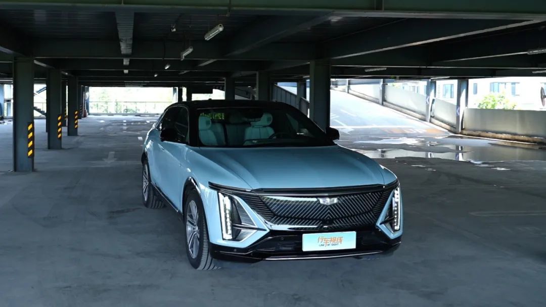 35万纯电豪华决赛圈，锐歌 vs ES6 谁才是「驾值」之选？_凤凰网汽车_凤凰网