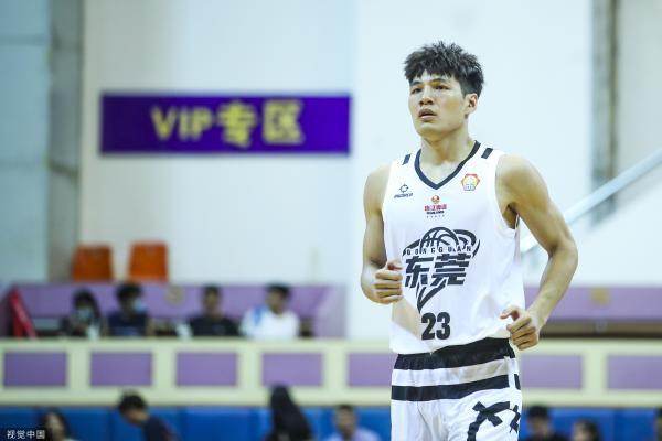 CBA状元陈国豪：这种荣誉，不是每个人都能承受_凤凰网