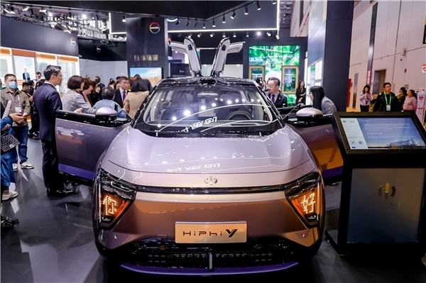 科思创与高合汽车建立联合实验室，共创未来出行的先进材料解决方案_凤凰网