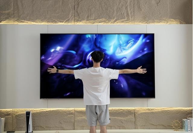 海信ULED X电视E8K测评：百寸Mini LED画质巅峰__凤凰网