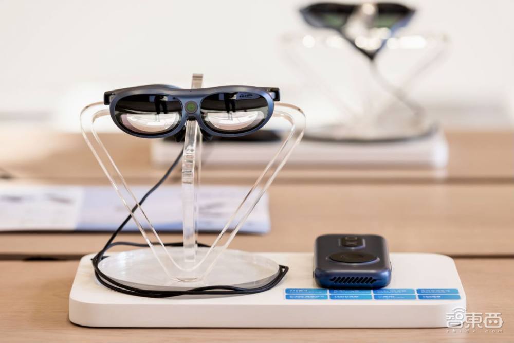 有这款国产XR图形渲染引擎，Rokid是如何实现AR软件生态闭环？_凤凰网