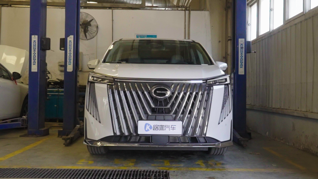 20万的广汽传祺M8大师版和40万的E9宗师底盘有何区别？_凤凰网汽车_凤凰网