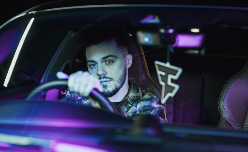 时尚品牌选中Uzi和WBG，保时捷耐克押注Faze | 1月14起电竞营销事件一览_凤凰网