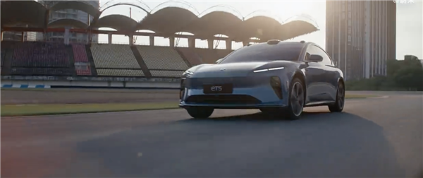 提升刹车/加速响应 ！蔚来“赛道模式”即将上线：首搭ET5车型_凤凰网