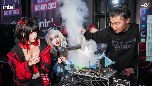 ROG DAY 2023 华硕Z790新主板带你开启超频新天地_凤凰网