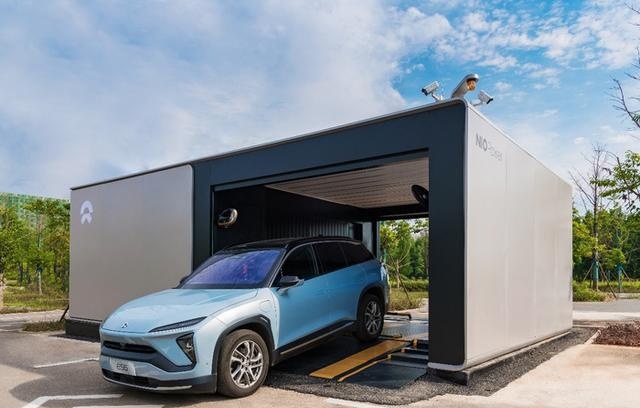 蔚来MPV要来了？900V+后轮转向，旗舰车型年底发布_凤凰网汽车_凤凰网