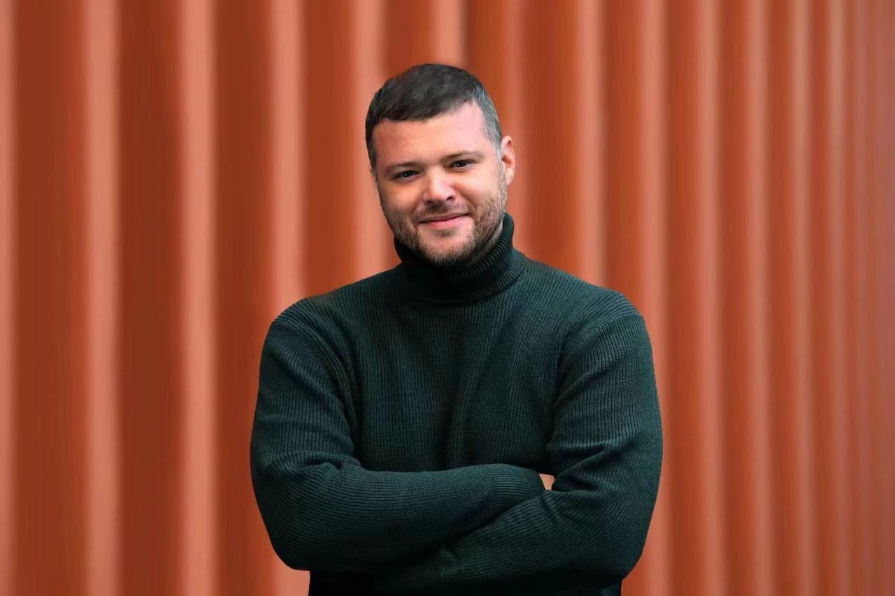 塞尔维亚艺术家Mateja：生活在上海，我用艺术思考平凡_凤凰网