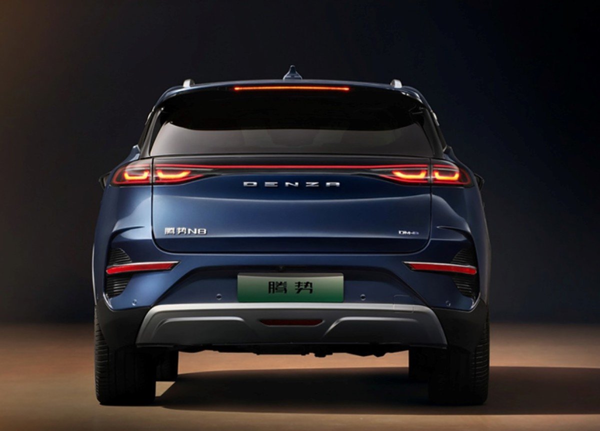腾势N8最新官图发布，理想L8将迎来最强对手？_凤凰网