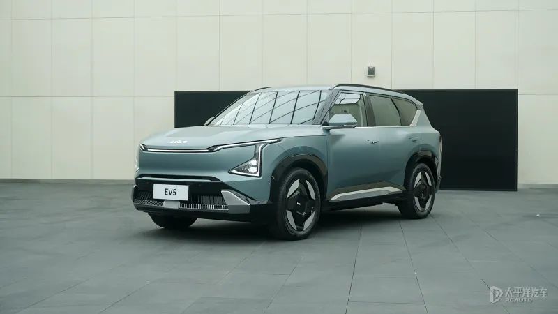 抢先深度体验起亚EV5！定位紧凑型SUV，搭百变智舱，妥妥颜值担当…_凤凰网汽车_凤凰网