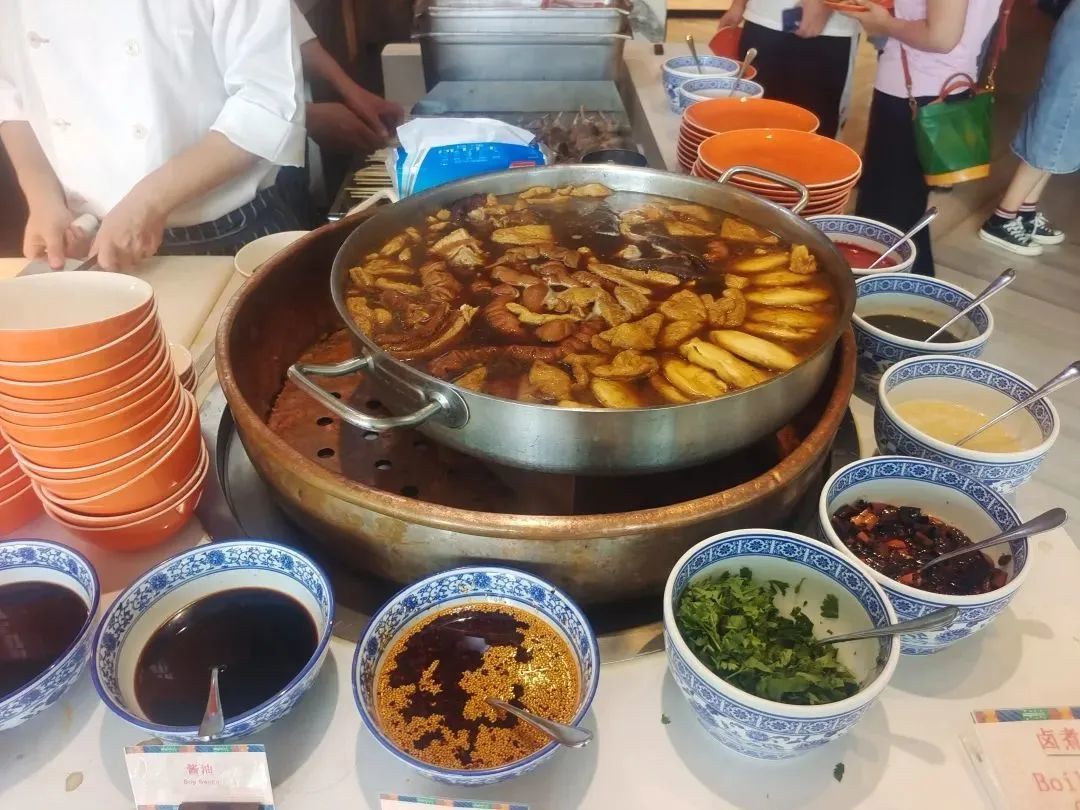 吃完这六家，北京卤煮从入门到精通_凤凰网美食_凤凰网