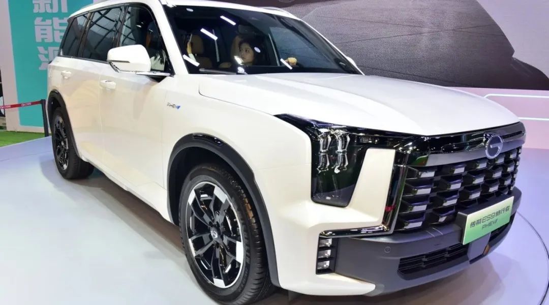 30万就能拿下的传祺ES9，会是下半年最香的插混SUV？_凤凰网汽车_凤凰网