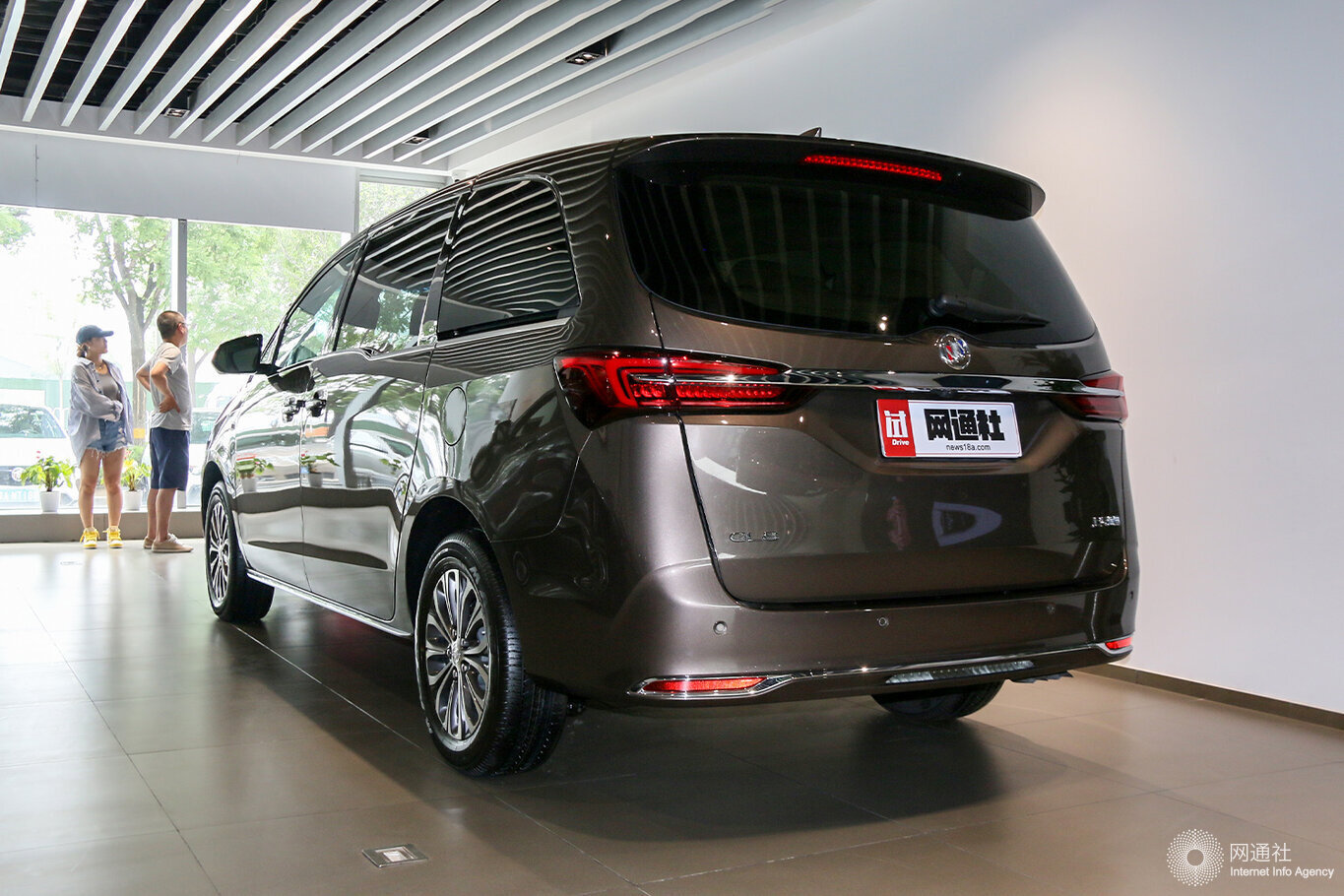 别克GL8家族6月交付10771台 持续领跑MPV市场_凤凰网汽车_凤凰网
