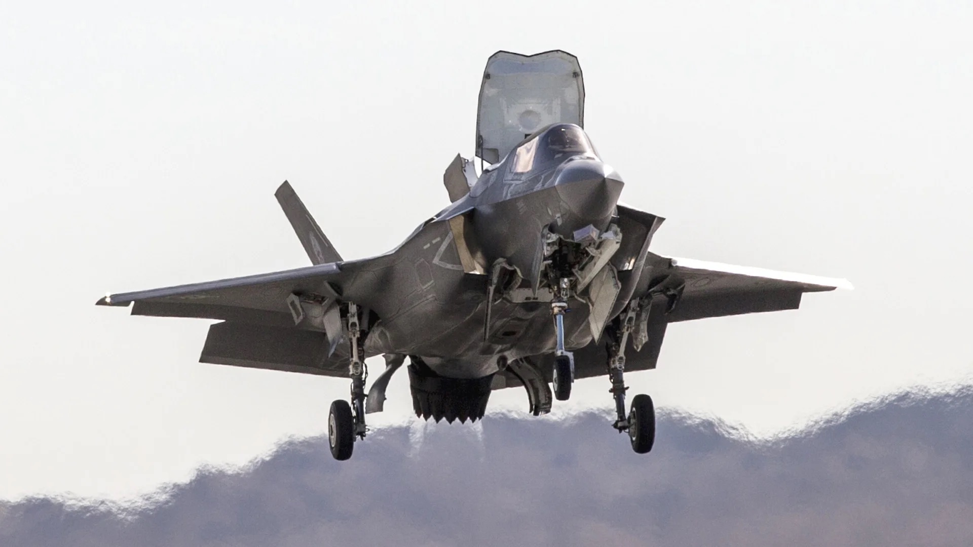 英媒：台湾推动自研“先进防御战机”以推动美售台F-35_凤凰网