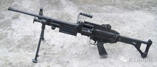 中国的“米尼米”，国产CS/LM8型5.56毫米外贸轻机枪_凤凰网