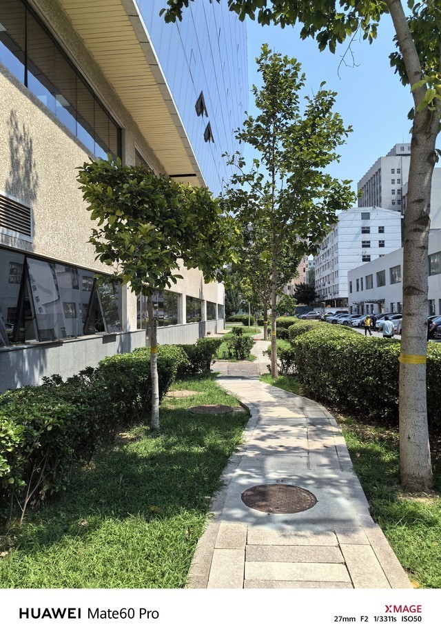 华为Mate60 Pro上手评测：性能相当于天玑8100