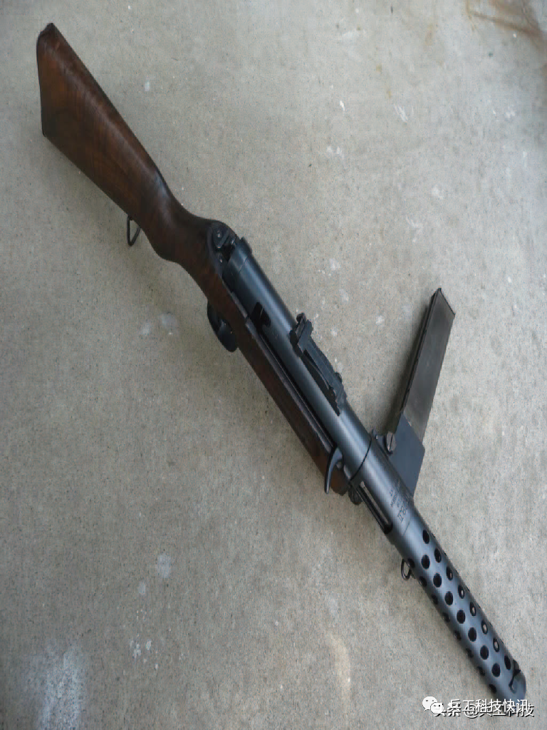 不是“汤姆森”，更不是“司登”，抗战时期中国军队的主力冲锋枪到底是什么？_凤凰网