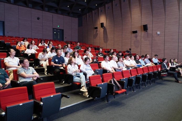 北京市青年科技人才点赞首钢园转型！高端人才加速在园区聚集_凤凰网